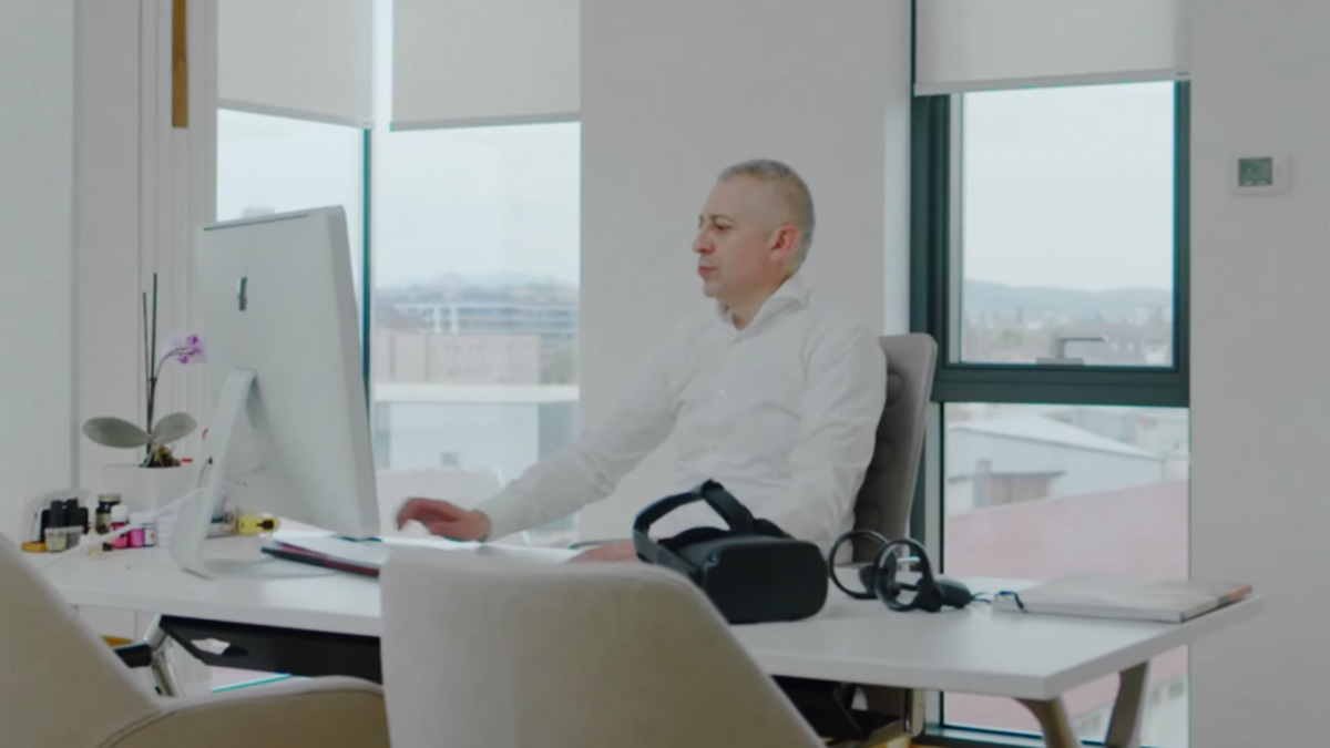 MeetinVR - Business Meetings & Collaboration in VR